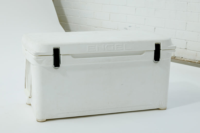 White Esky – ahiring